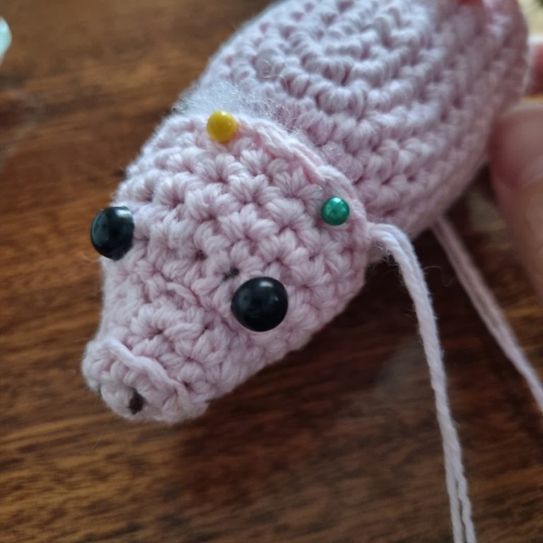 Little Crochet Pig Pattern - Bee Stitch'd
